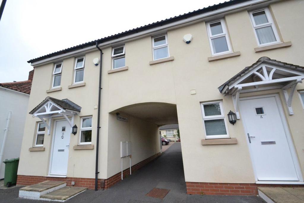 Back Stoke Lane, Westbury-On-Trym 2 bed house - £1,900 pcm (£438 pw)