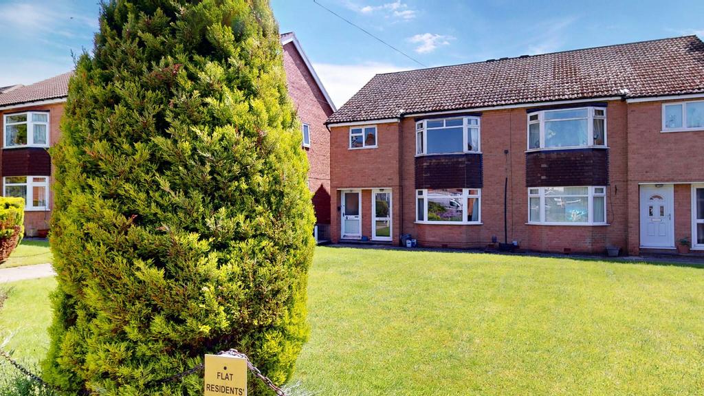 Garth Drive, Moortown, Leeds, West... 2 bed apartment - £129,950