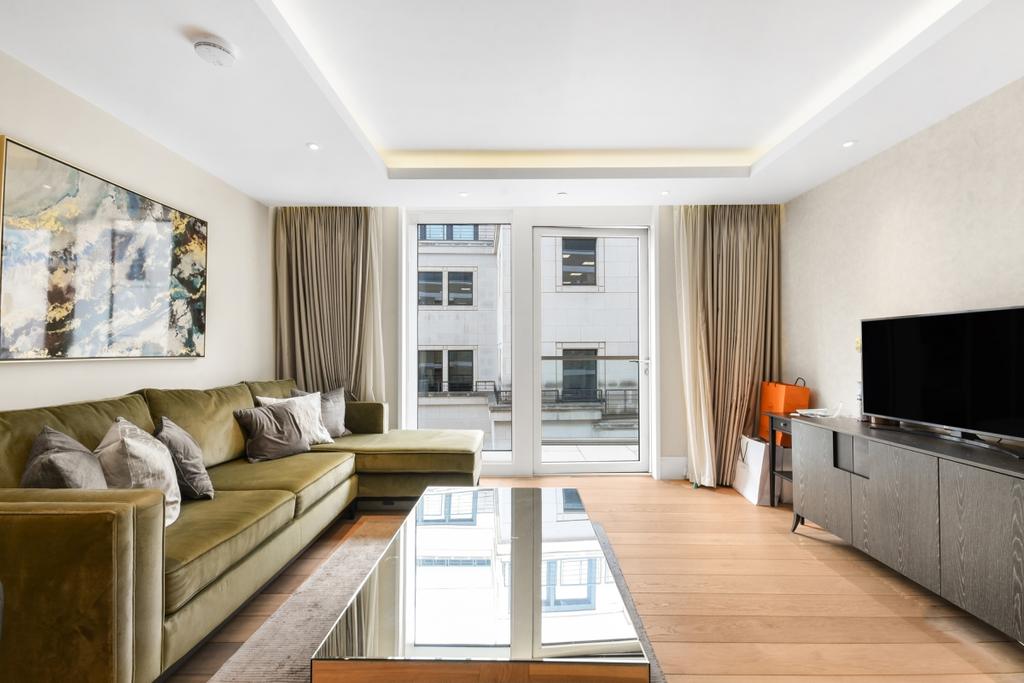 Strand London WC2R 1 bed apartment - £5,200 pcm (£1,200 pw)