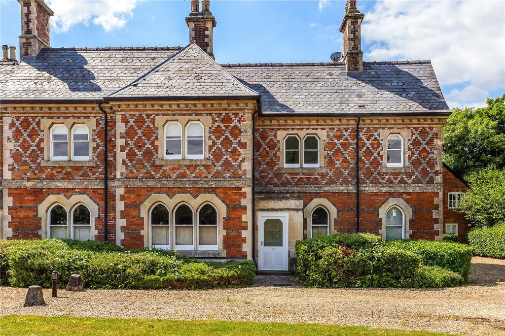 Savernake Manor, Savernake... 4 bed semi-detached house for sale - £695,000