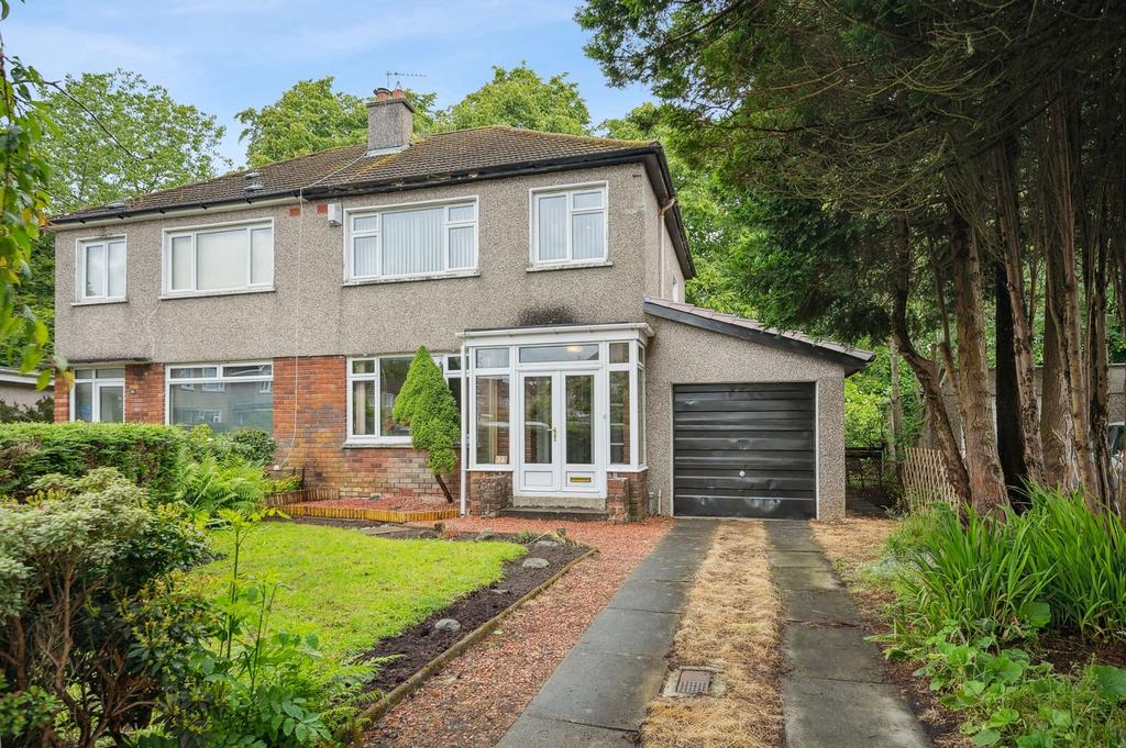 Rowan Drive, Bearsden, G61 3 bed detached house - £250,000