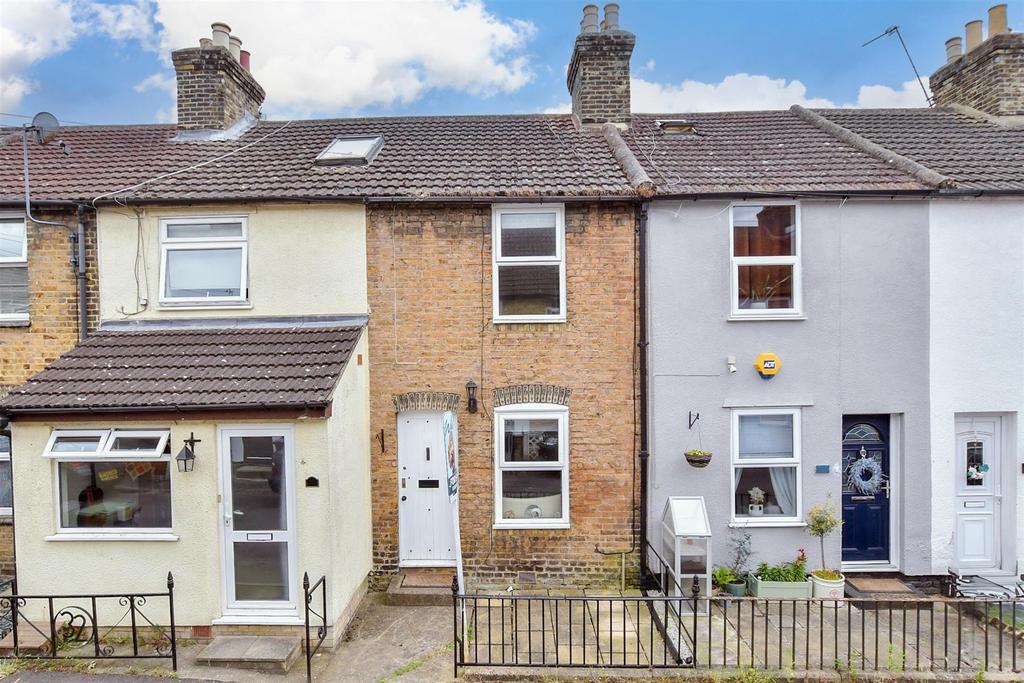 Belgrave Street, Eccles, Aylesford, Kent 2 bed terraced house - £267,500