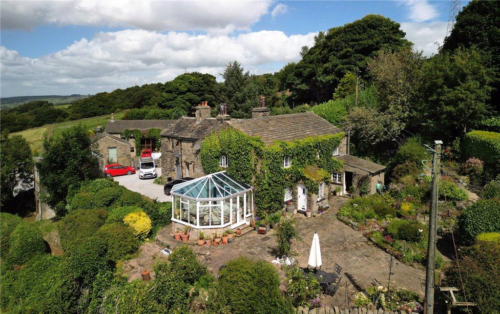 High Woodhead, Riddlesden, Keighley... 3 bed semi-detached house - £615,000