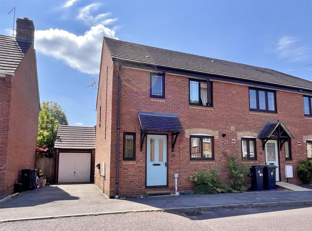 Liederbach Drive, Verwood, Dorset, BH31 3 bed end of terrace house for ...
