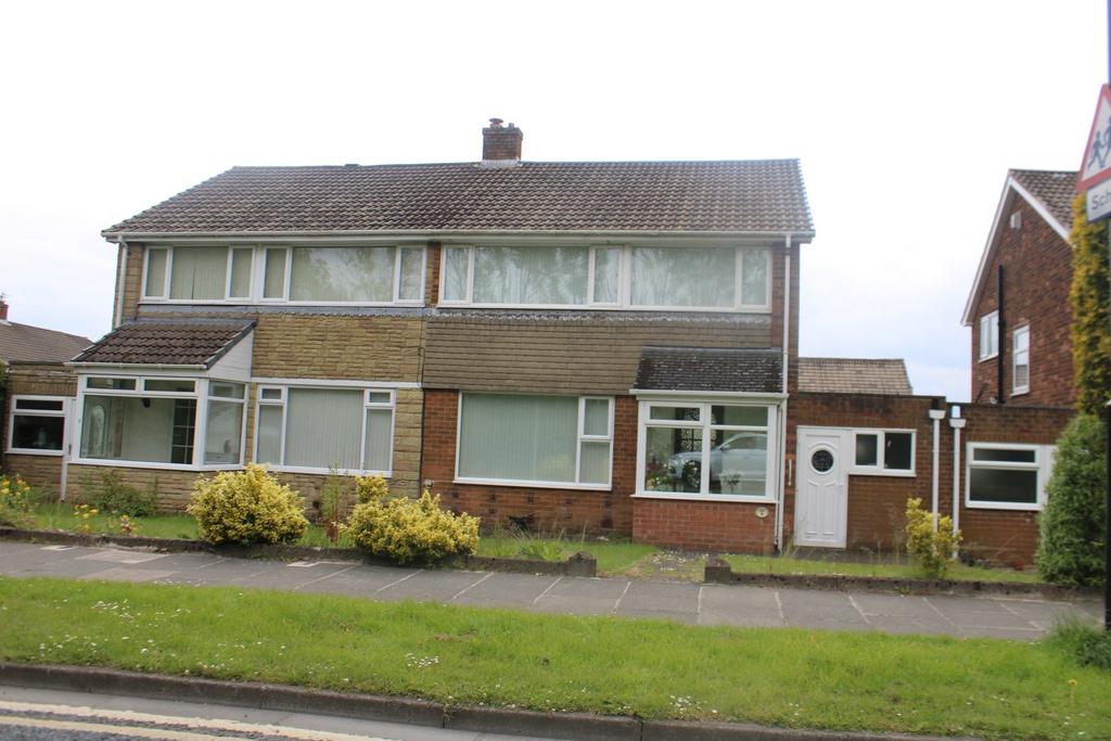 Hillhead Parkway, Newcastle upon... 3 bed semi-detached house - £199,950