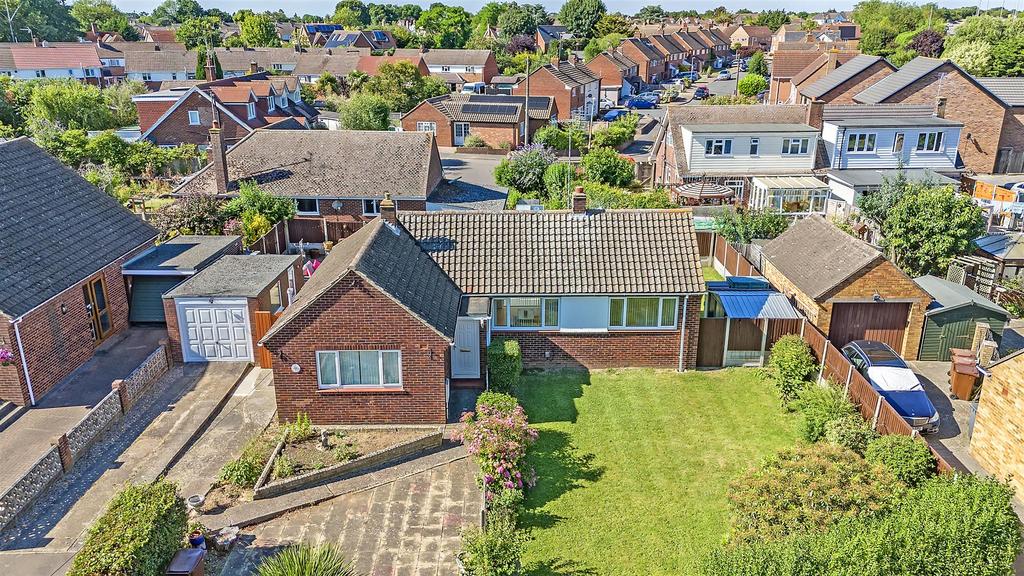 Timsons Lane, Chelmsford 2 bed bungalow for sale - £500,000
