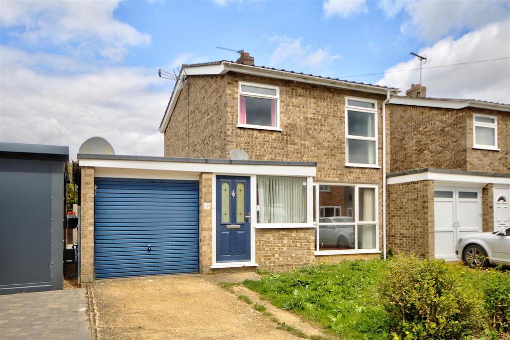 Yorke Way, Ely CB6 3 bed detached house for sale - £325,000