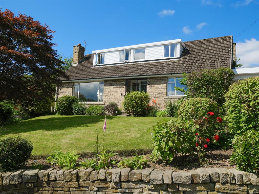 Hebble Drive, Holmfirth HD9 4 bed detached house - £600,000