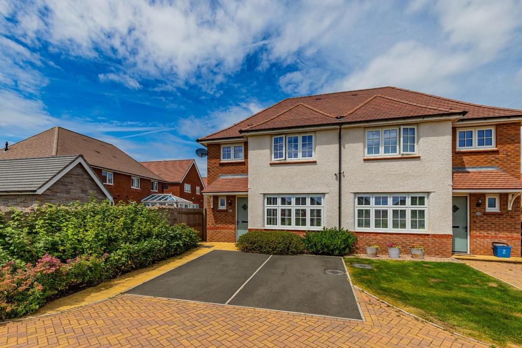 Heol Nant Glandulas, Cardiff CF14 3 bed semi-detached house - £410,000