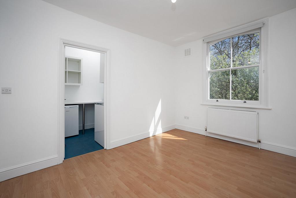 Hornsey Road, London, N7 1 bed apartment - £1,400 pcm (£323 pw)