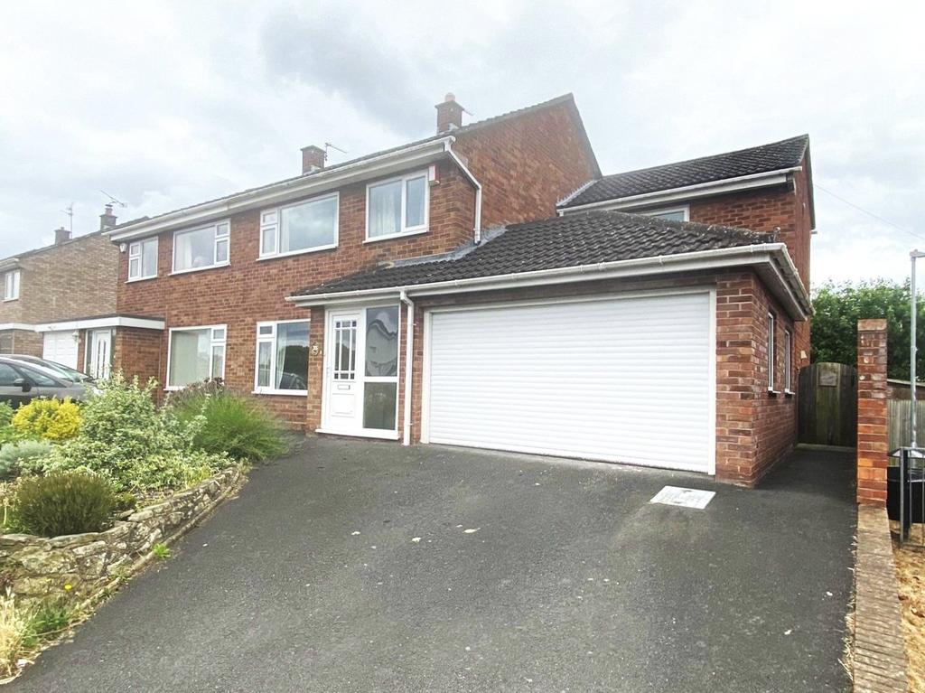 Severn Drive, Wellington, Telford... 4 bed semi-detached house - £270,000