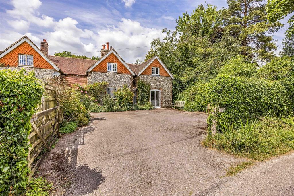 High Street, Chilgrove, Chichester, PO18 4 bed semi-detached house - £ ...