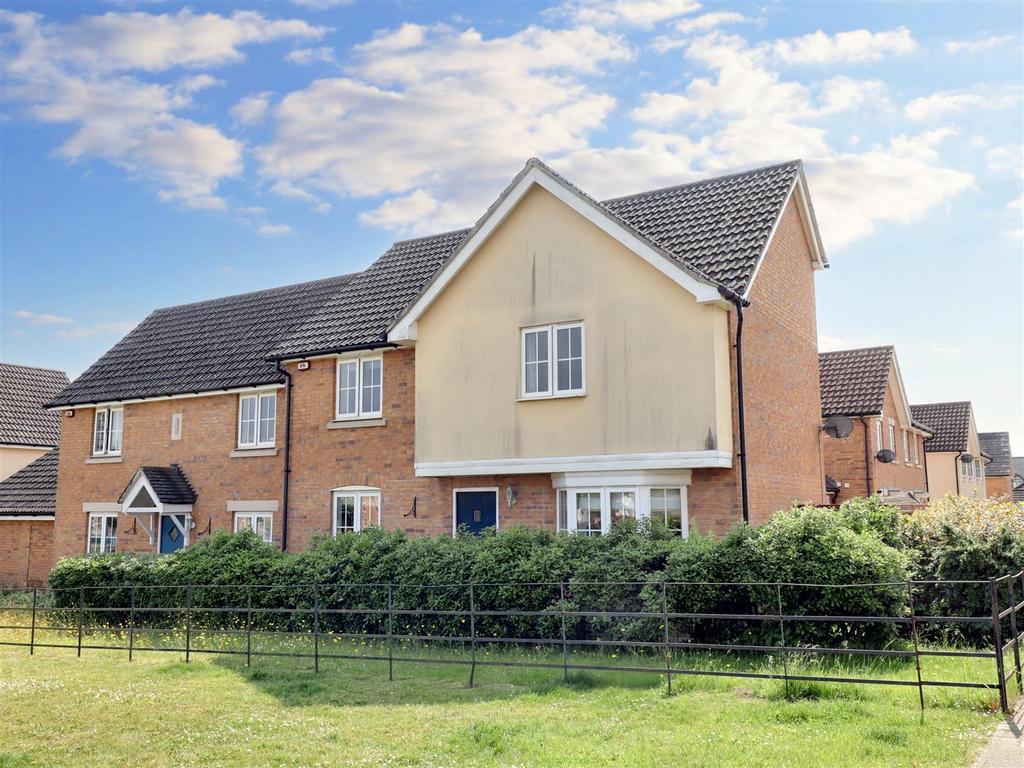 Poethlyn Drive, Norwich NR8 4 bed semi-detached house for sale - £280,000