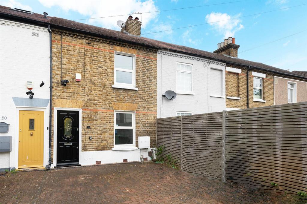 Devonshire Road, London SE9 2 bed terraced house - £399,995