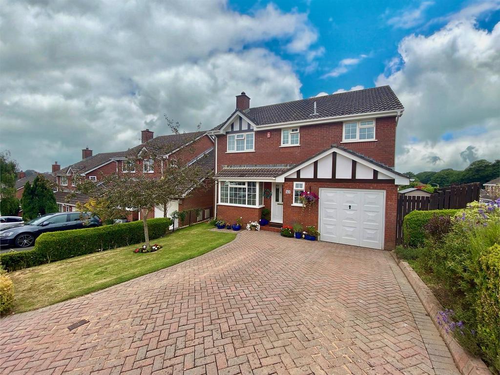 St. Maurice View, Plymouth PL7 4 bed detached house - £500,000