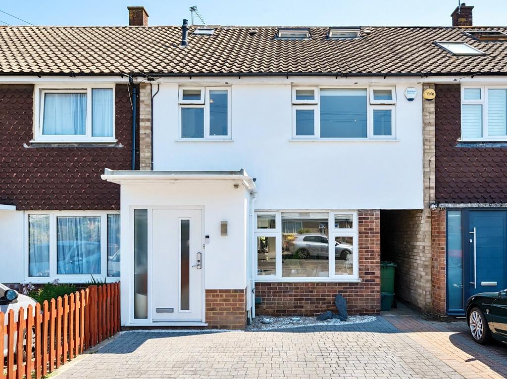 Weyside, Thames Street, Weybridge, KT13 4 bed terraced house for sale ...