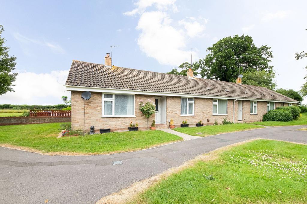 Hill View, Wantage OX12 2 bed terraced house - £300,000