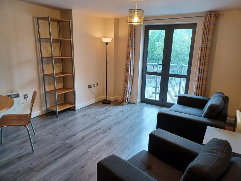 VELOCITY WEST, 5 CITY WALK, LEEDS, LS11 2 bed flat - £195,000