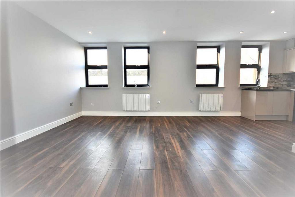 Dolman Road, Chiswick, London W4 2 bed flat - £2,162 pcm (£499 pw)