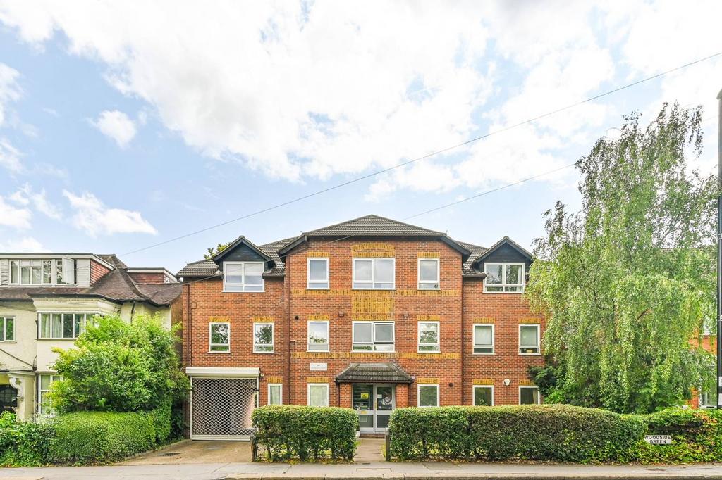 WOODSIDE GREEN, LONDON, SE25, South... 2 bed flat - £1,800 pcm (£415 pw)