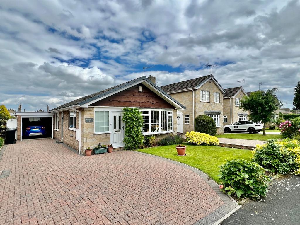Wetherby, Appleby Way, LS22 3 bed detached bungalow - £399,950