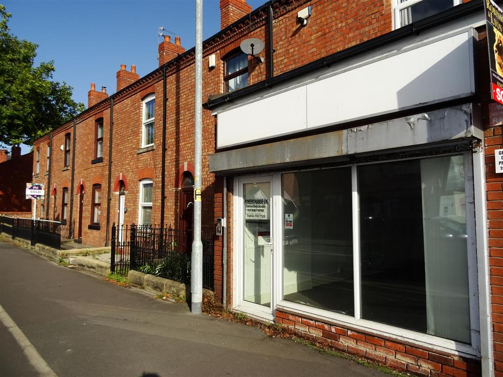 Firs Lane, Leigh WN7 Property - £650 pcm (£150 pw)