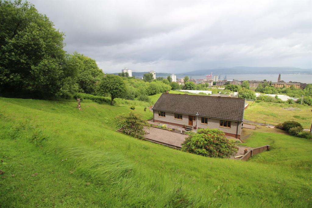 Lynedoch Street, Greenock 3 bed detached bungalow - £245,000