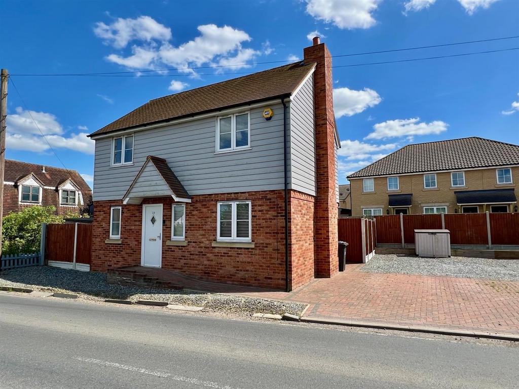 Queen Street, Southminster 2 bed detached house for sale - £325,000
