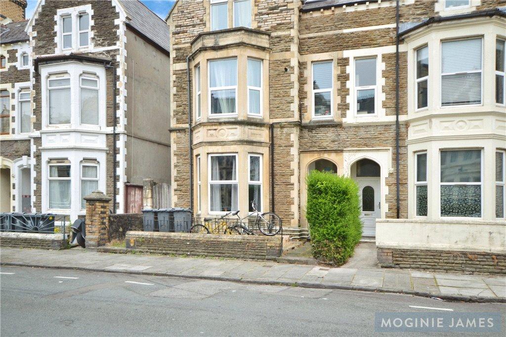 Claude Road, Roath, Cardiff 2 bed apartment - £225,000