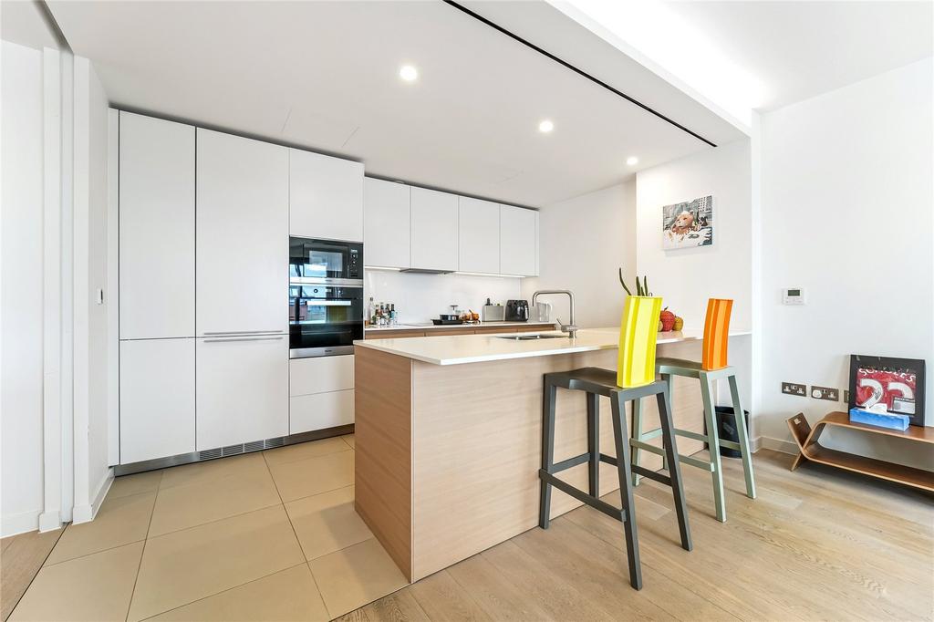 Hollen Street, Soho, London, W1F 2 bed apartment for sale - £2,395,000