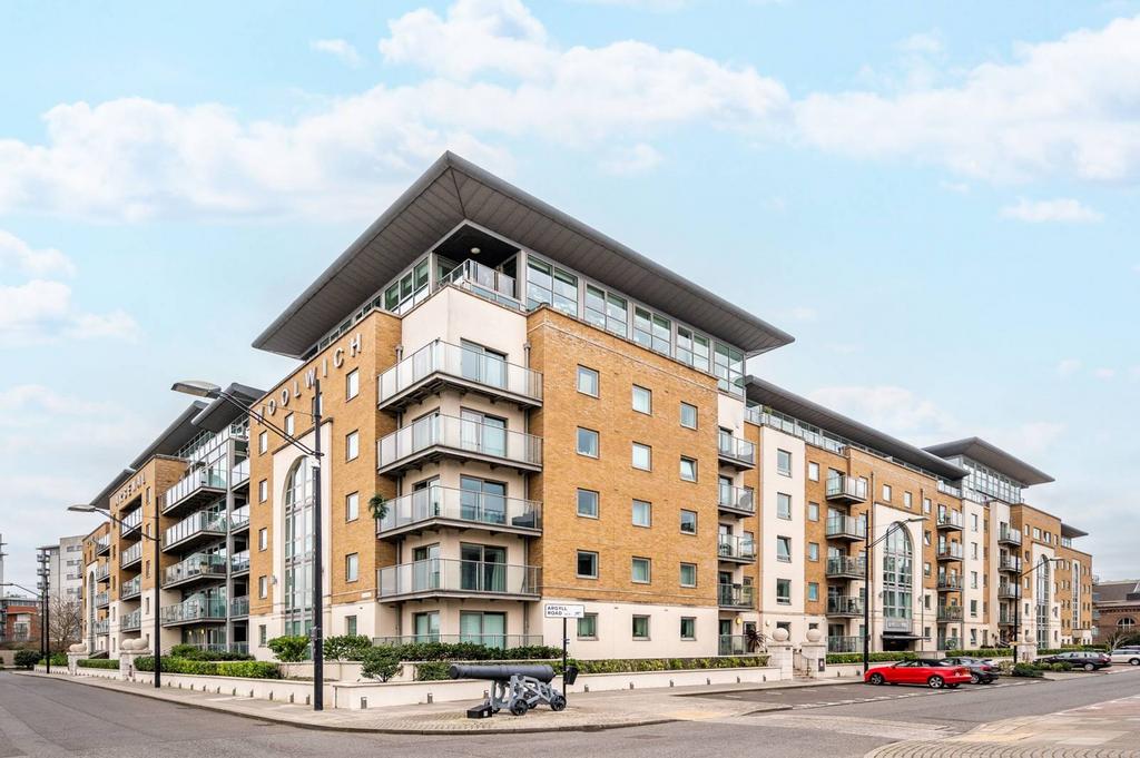 Building 50, Woolwich Riverside... 2 bed flat - £485,000