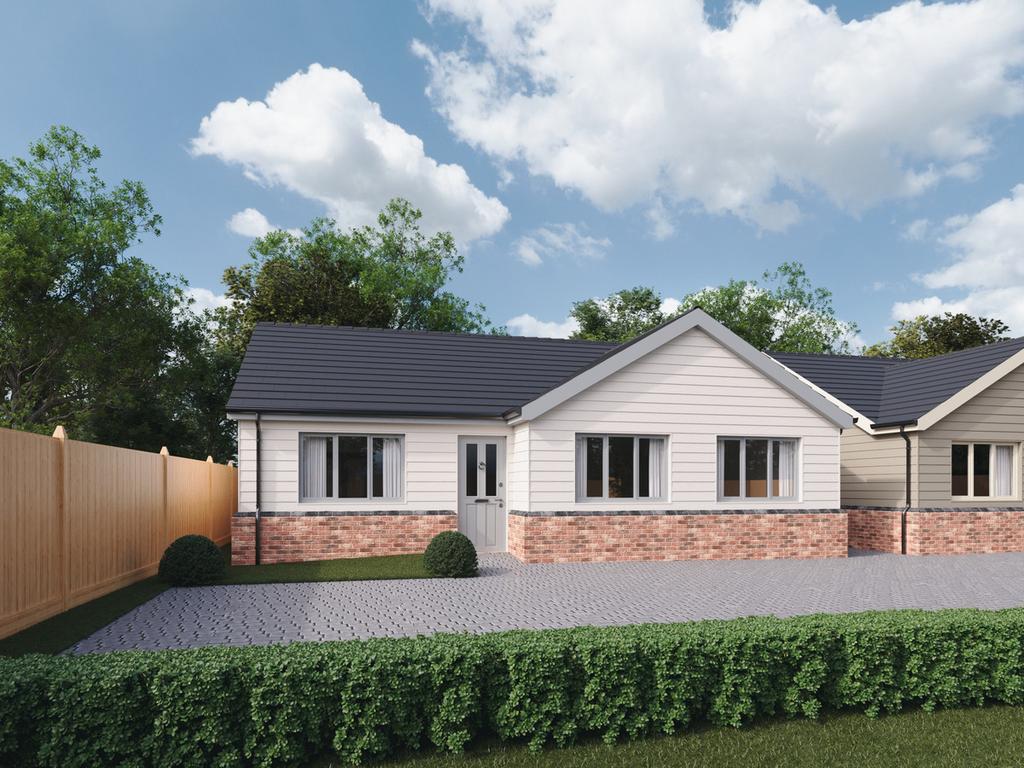 Runwell Road, Wickford, SS11 2 bed detached bungalow - £500,000