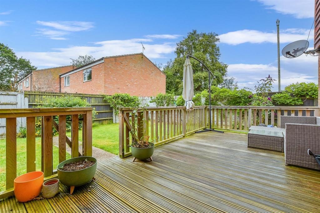 Priory Way, Tenterden, Kent 3 bed end of terrace house for sale - £317,000