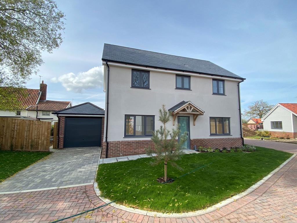 Bedfield, Nr Framlingham, Suffolk 3 bed detached house for sale - £460,000