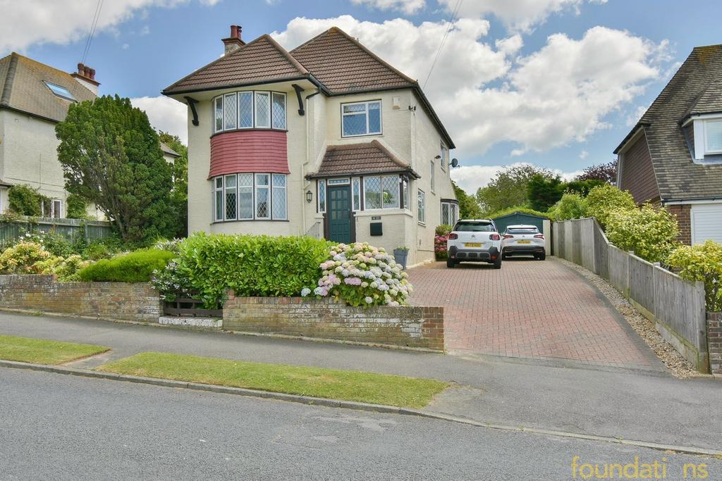 Glyne Ascent, Bexhill-on-Sea, TN40 4 bed detached house - £615,000