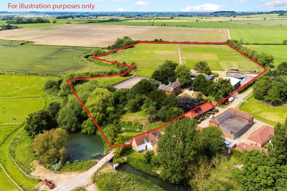 Mill House Farm, Hougham Mill Lane... 4 bed equestrian property - £ ...