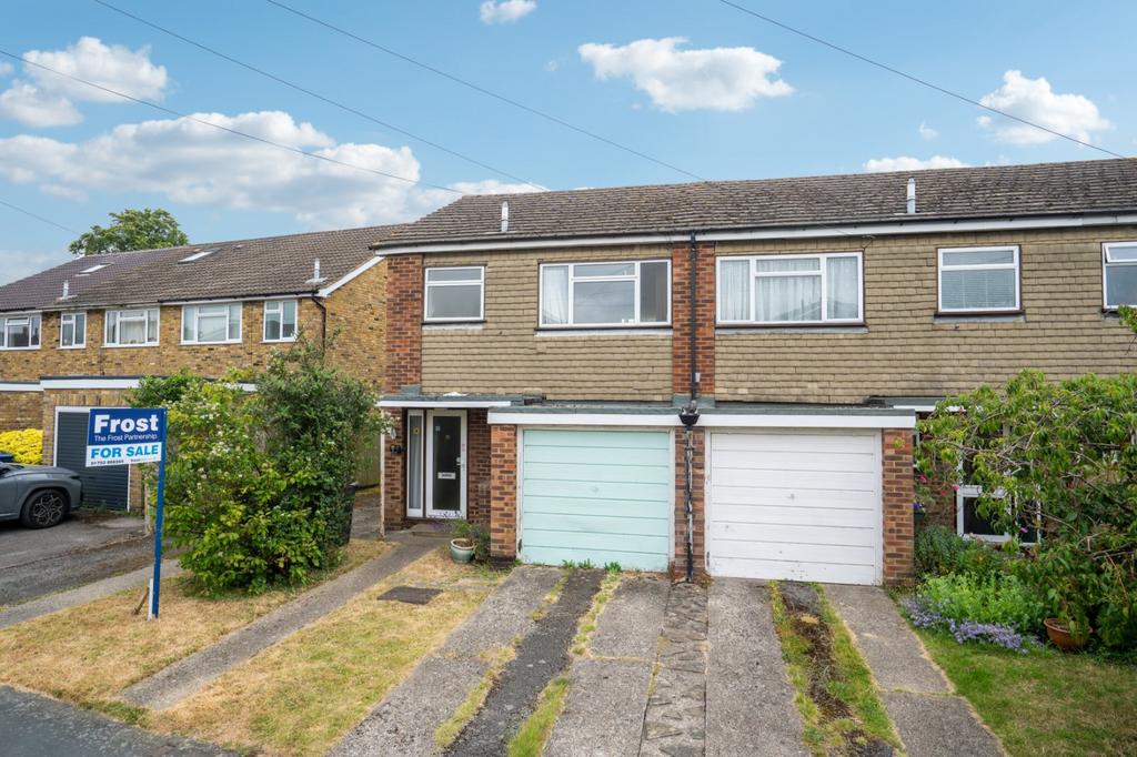 Bench Manor Crescent, Chalfont St.... 3 bed semi-detached house for ...