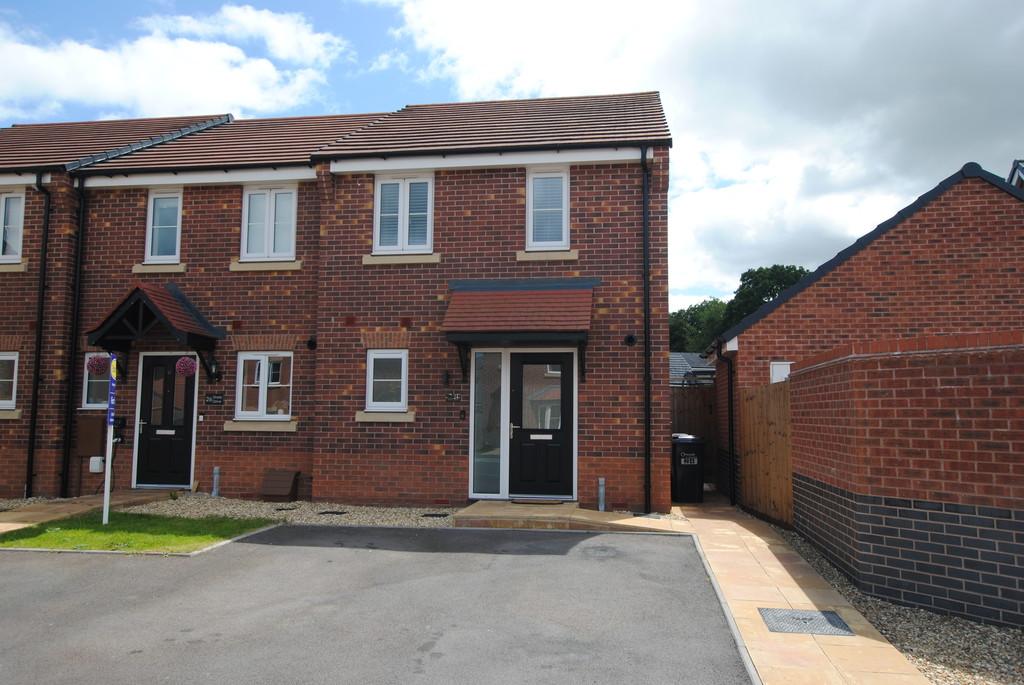 Shelly Drive, Shifnal, TF11 9EU 2 bed end of terrace house - £220,000
