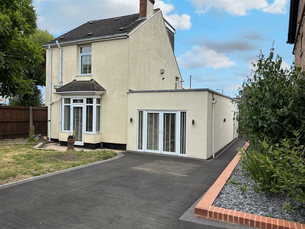 Maypole Lane, Birmingham B14 3 bed detached house - £385,000
