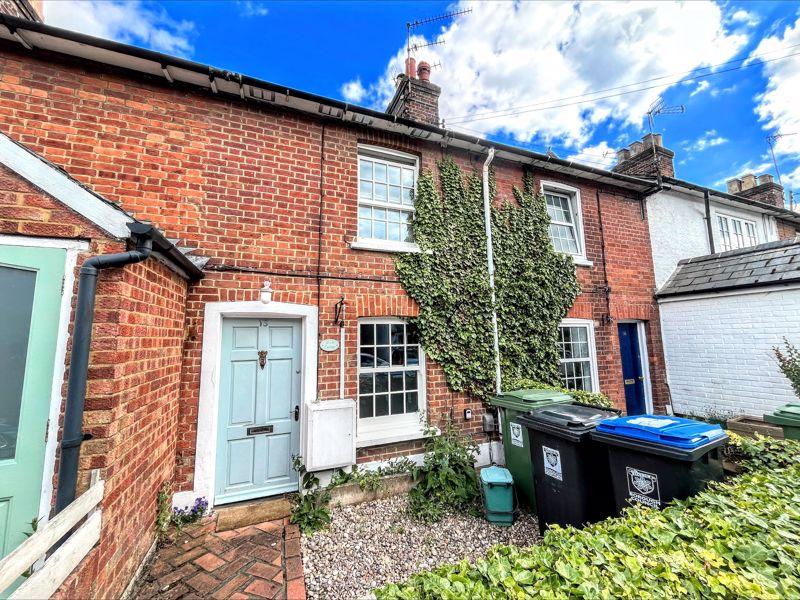 King Street, Tring 2 bed terraced house - £1,350 pcm (£312 pw)