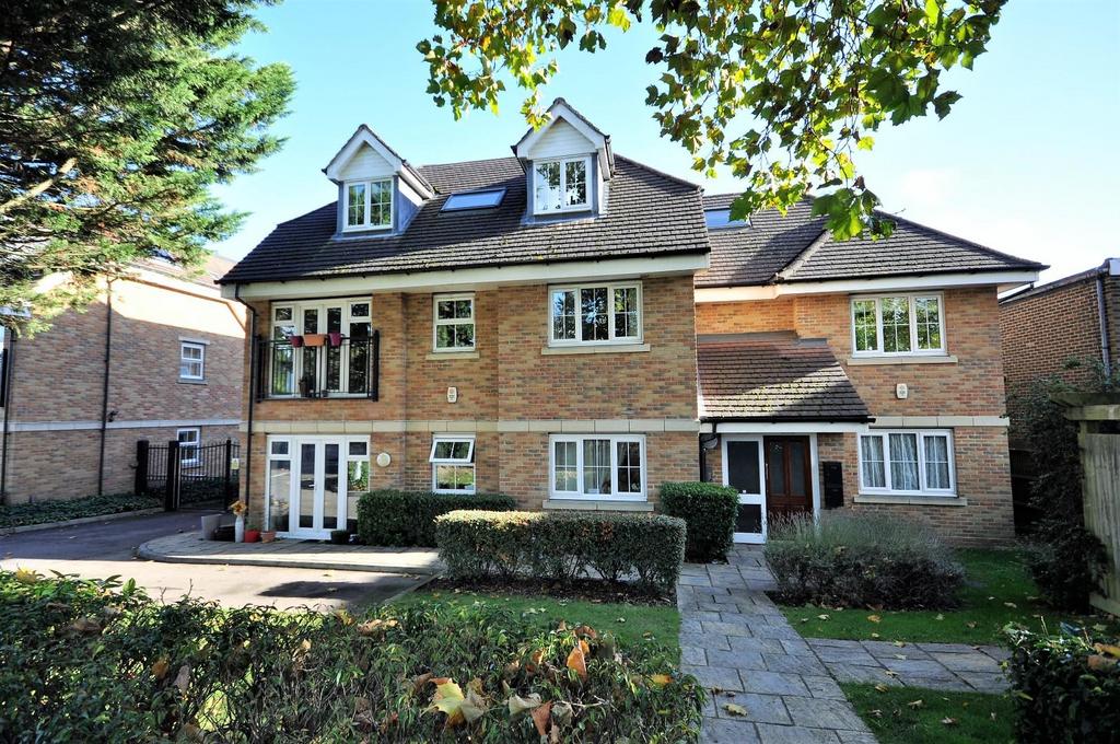 Arena, Watford WD25 2 bed apartment - £1,450 pcm (£335 pw)