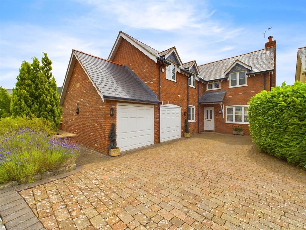 Banc Y Chwarel, Denbigh LL16 4 bed detached house - £470,000