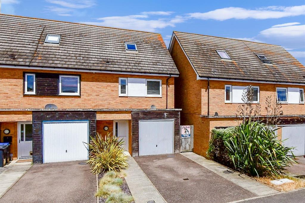 Olympia Way, Whitstable, Kent 3 bed end of terrace house - £340,000