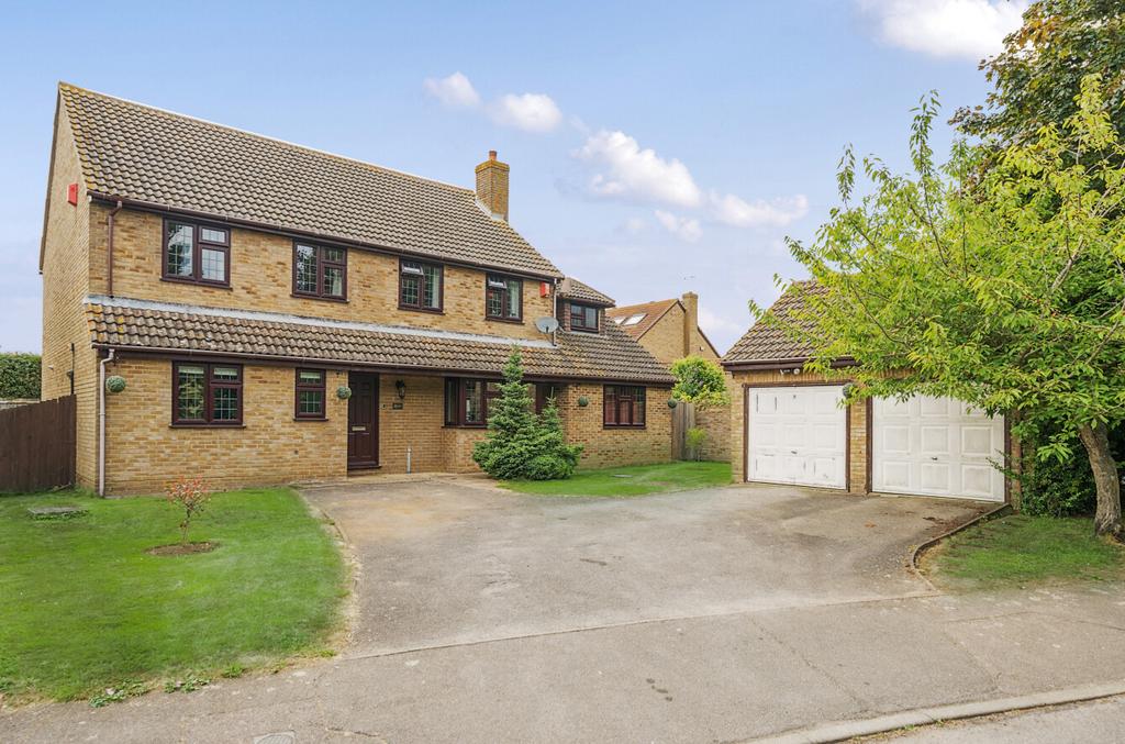 Lapwing Drive, Lower Halstow... 4 bed detached house for sale - £750,000