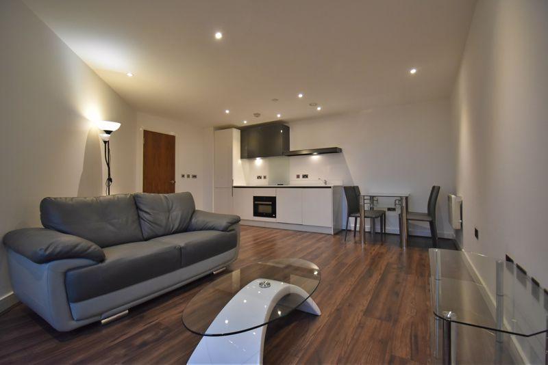 Churchill Way, Basingstoke RG21 1 bed apartment - £1,210 pcm (£279 pw)