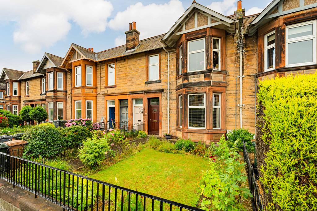 Inchview Terrace, Edinburgh EH7 1 bed flat - £240,000
