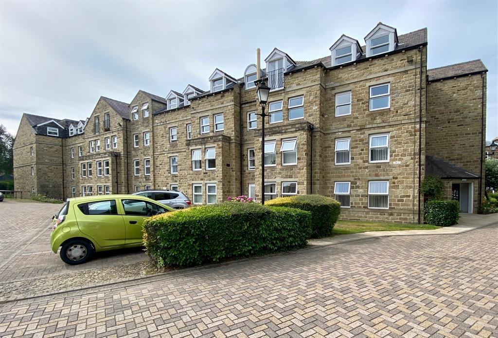 Lister Court Cunliffe Road, Ilkley... 2 bed flat for sale - £265,000