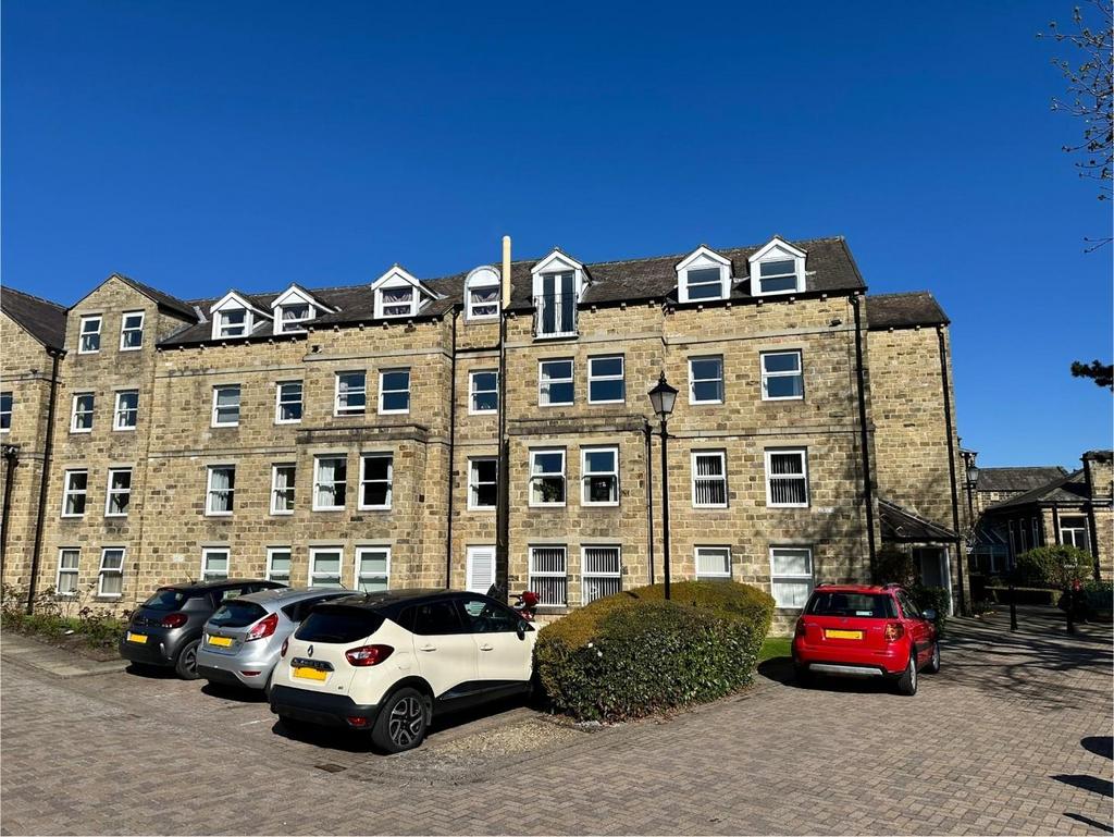Lister Court, Cunliffe Road, Ilkley... 2 bed retirement property - £250,000