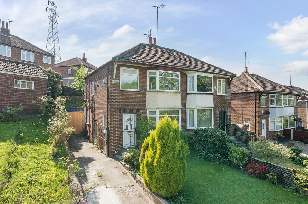Armley Ridge Road, Leeds, LS12 3 bed semi-detached house - £235,000