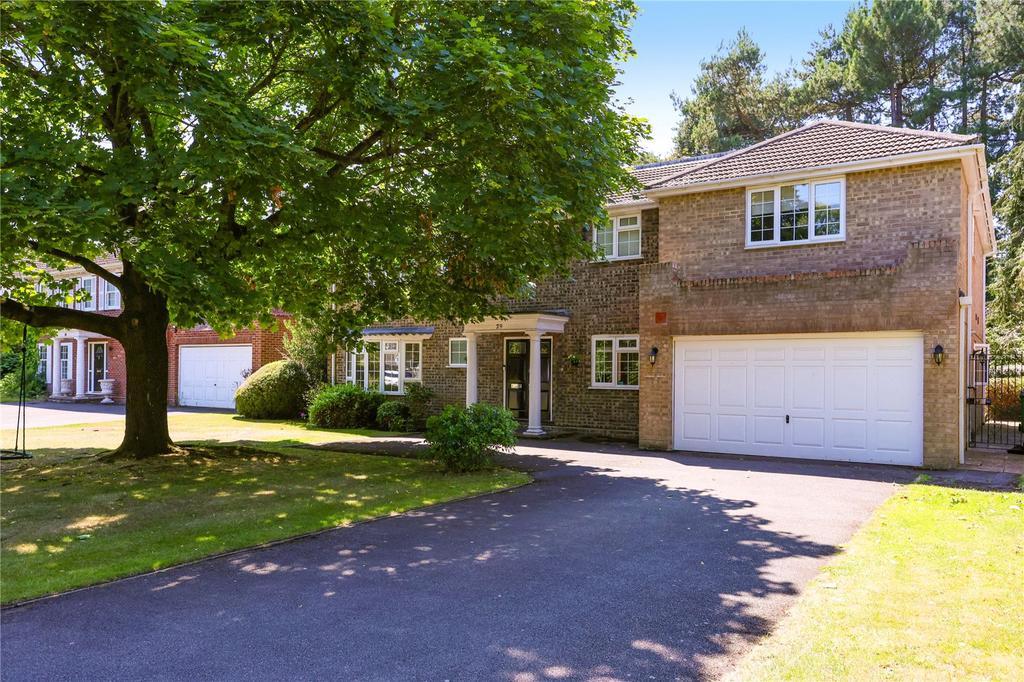 Pine Walk, Cobham, Surrey, KT11 5 bed detached house - £1,795,000